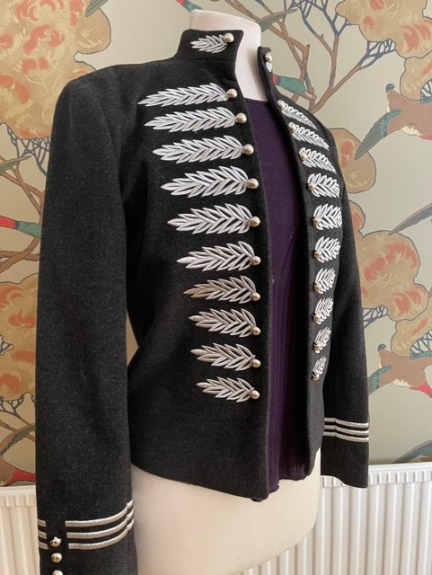 Military Short Jacket in Grey | Think I should